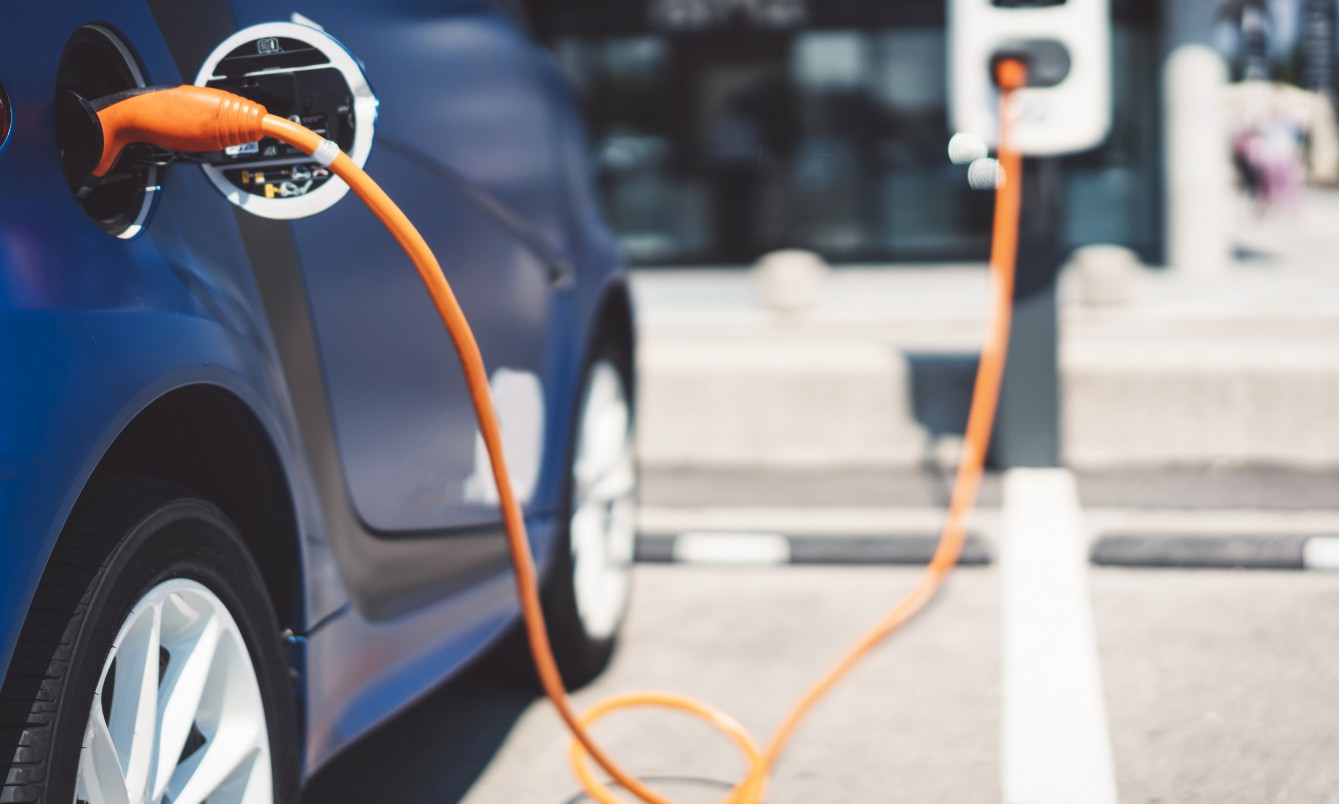 Urban mobility and electric vehicle transition in India | CEEW